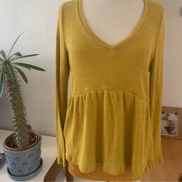 T.La | Tops | Tla Mustard Yellowish Green Ribbed And Vneck Long Sleeve ...